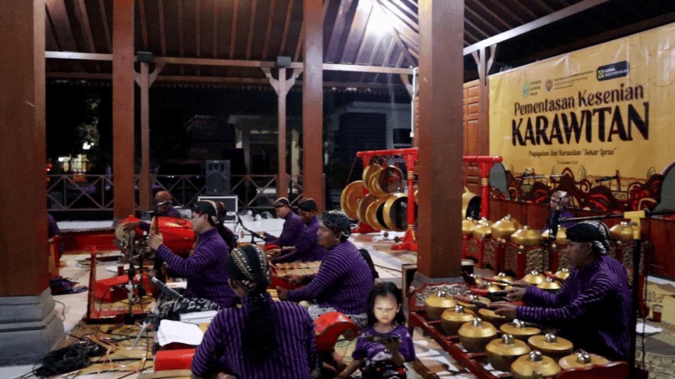 Lestarikan Tradisi Leluhur, Warga Padukuhan Kategan Gelar Wiwitan ...